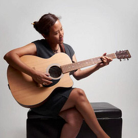 How to Clean Backgrounds in Photoshop - PHLEARN