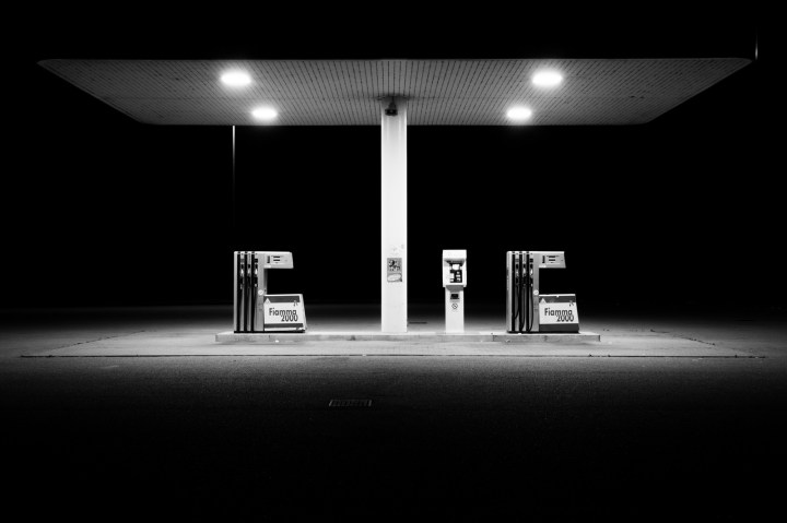 The Story Behind This Viral Invisible Girl Photo by Laura Williams