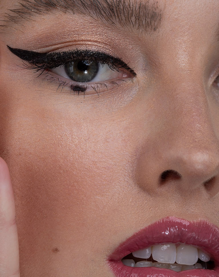 Frequency Separation: How to Master Retouching in Photoshop