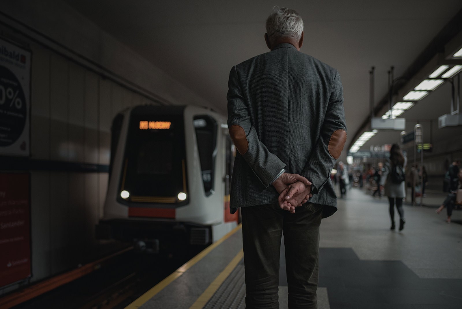 The Story Behind This Viral Invisible Girl Photo by Laura Williams