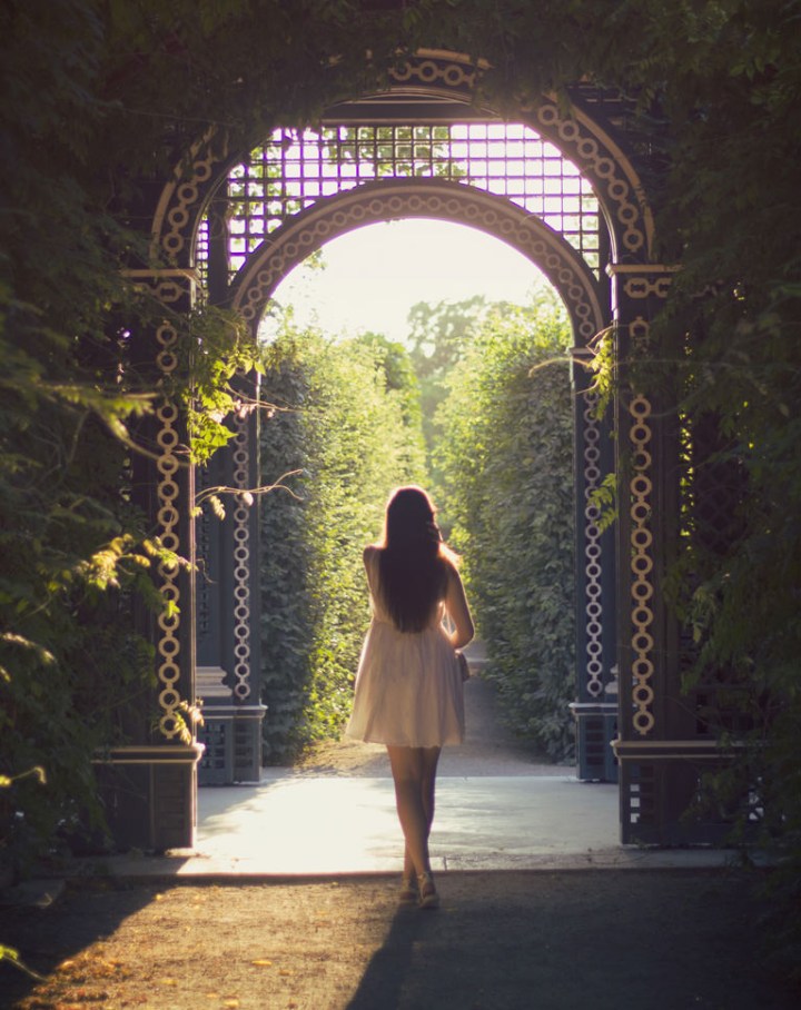 Advanced Lighting & Coloring in Photoshop - PHLEARN