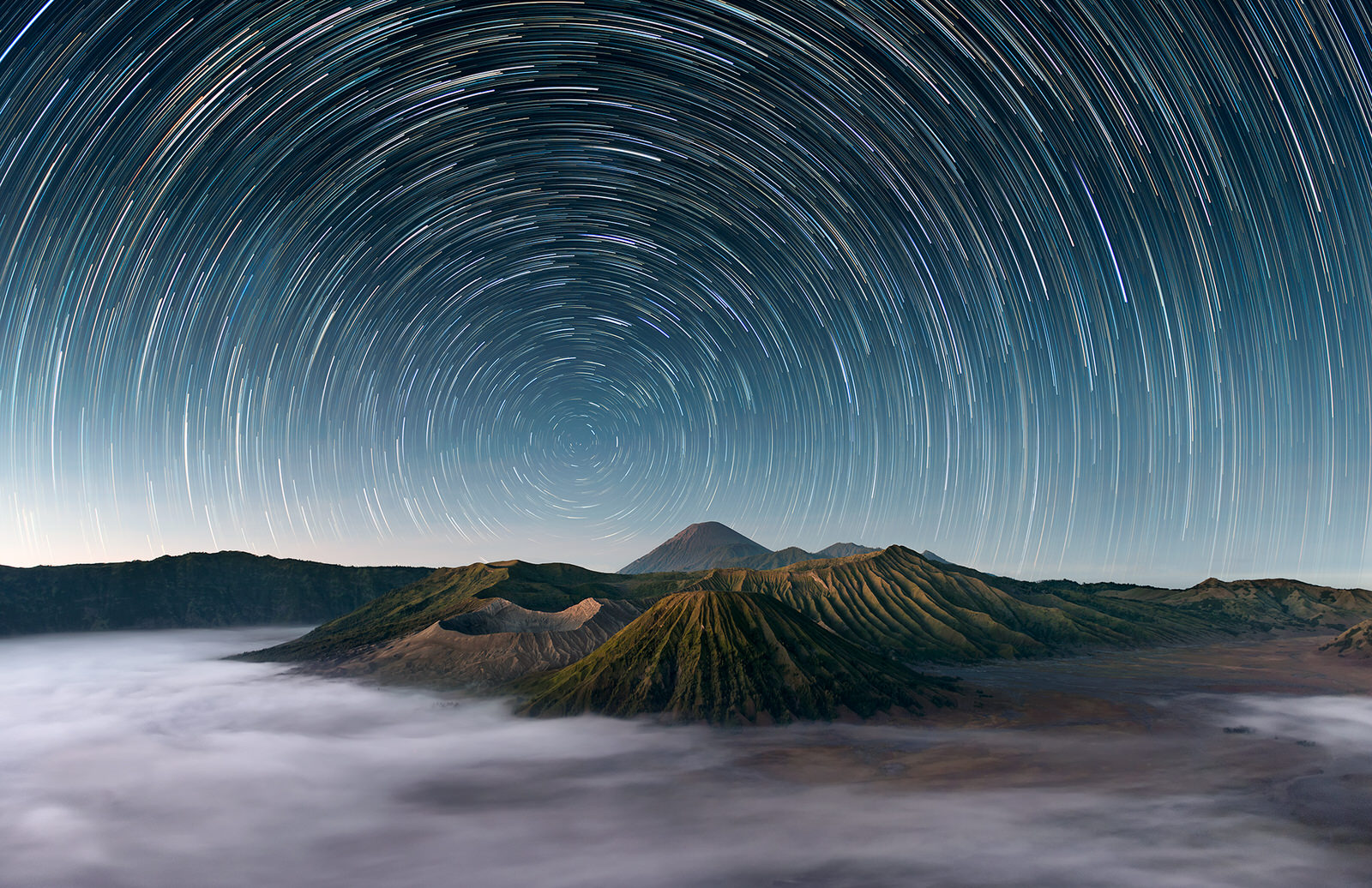 Are Selfies Destroying the Planet? How to Prevent Destructive Tourism
