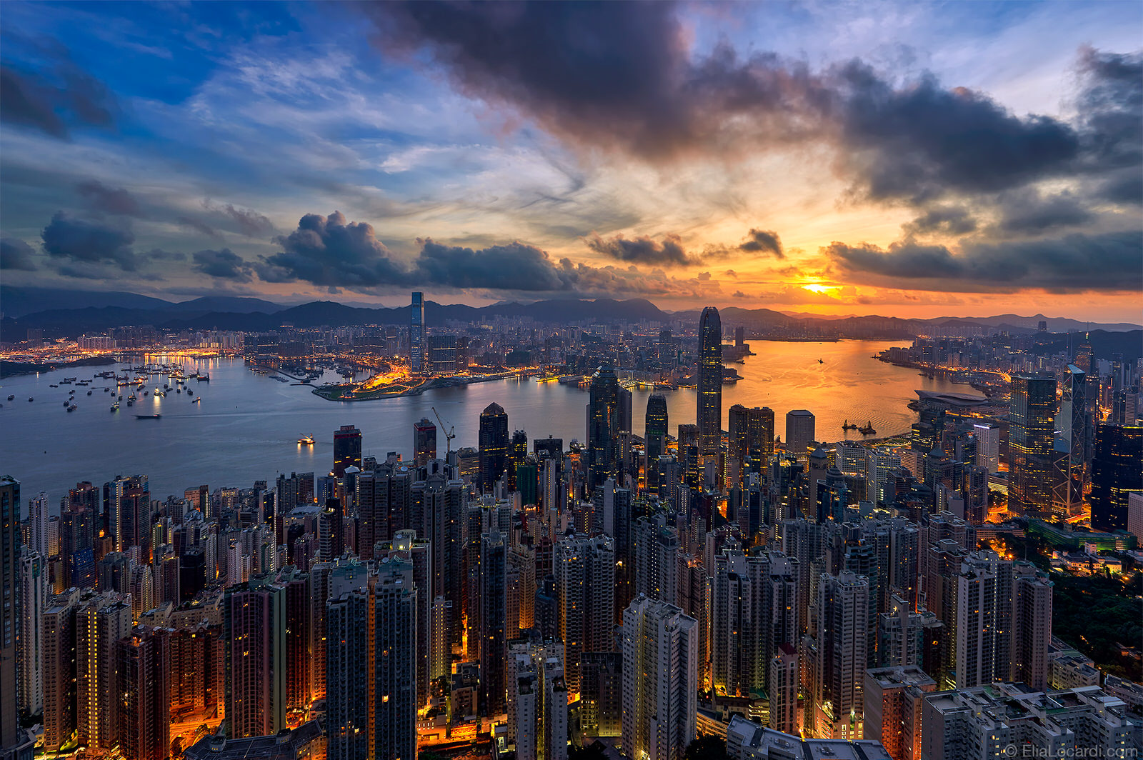 Are Selfies Destroying the Planet? How to Prevent Destructive Tourism