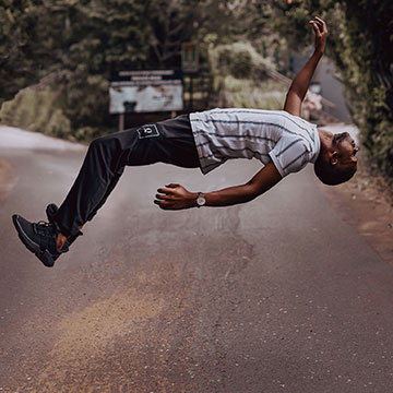 Change Poses with the Puppet Warp Tool in Photoshop - PHLEARN