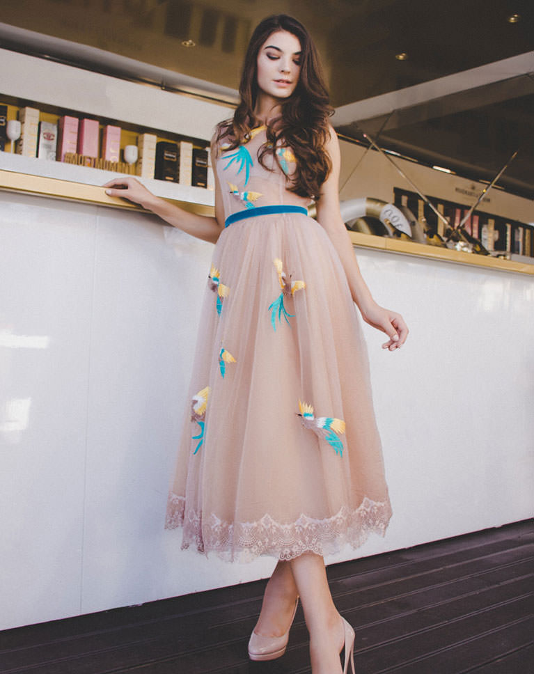 How to Retouch Clothing & Fabric - PHLEARN