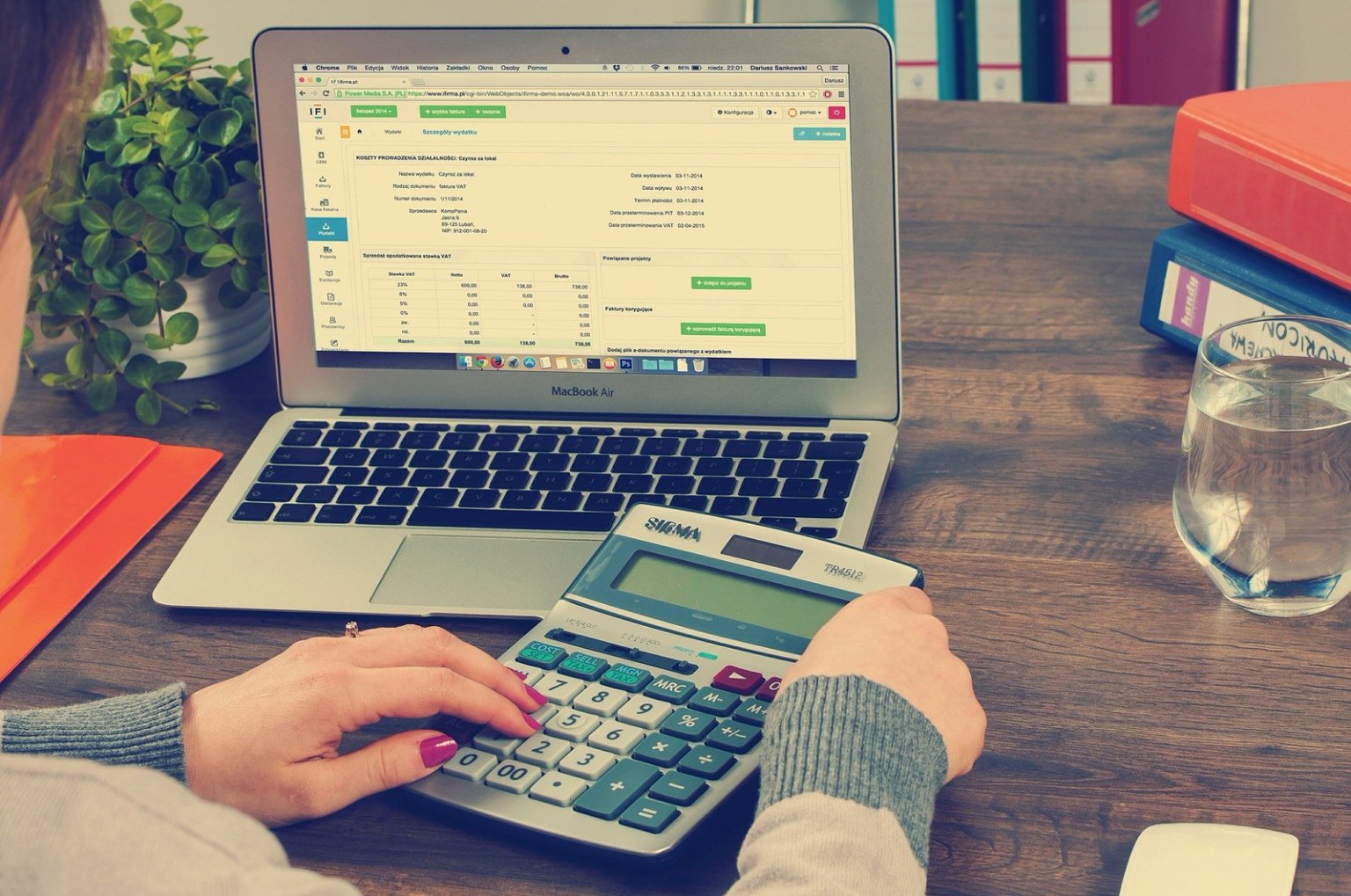 Essential Bookkeeping Tips for Your Photography Business