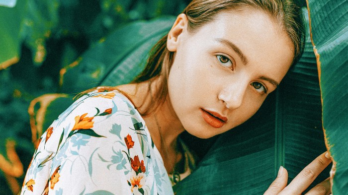 Saturation vs. Vibrance: What's the Difference? - PHLEARN