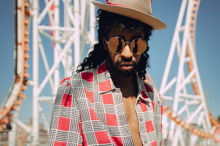 How to Use the Select and Mask Workspace in Photoshop - PHLEARN