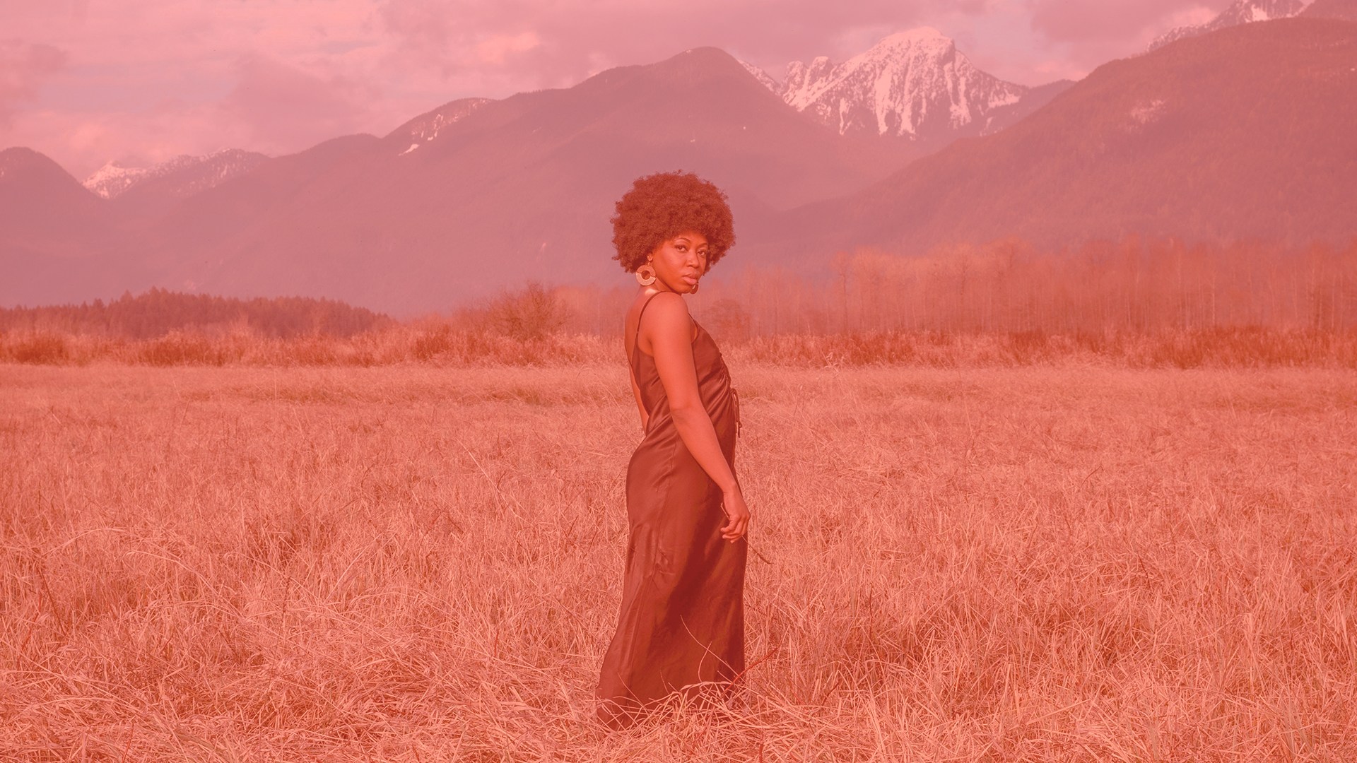 Create a Bright & Beautiful Color Grade in Photoshop - PHLEARN