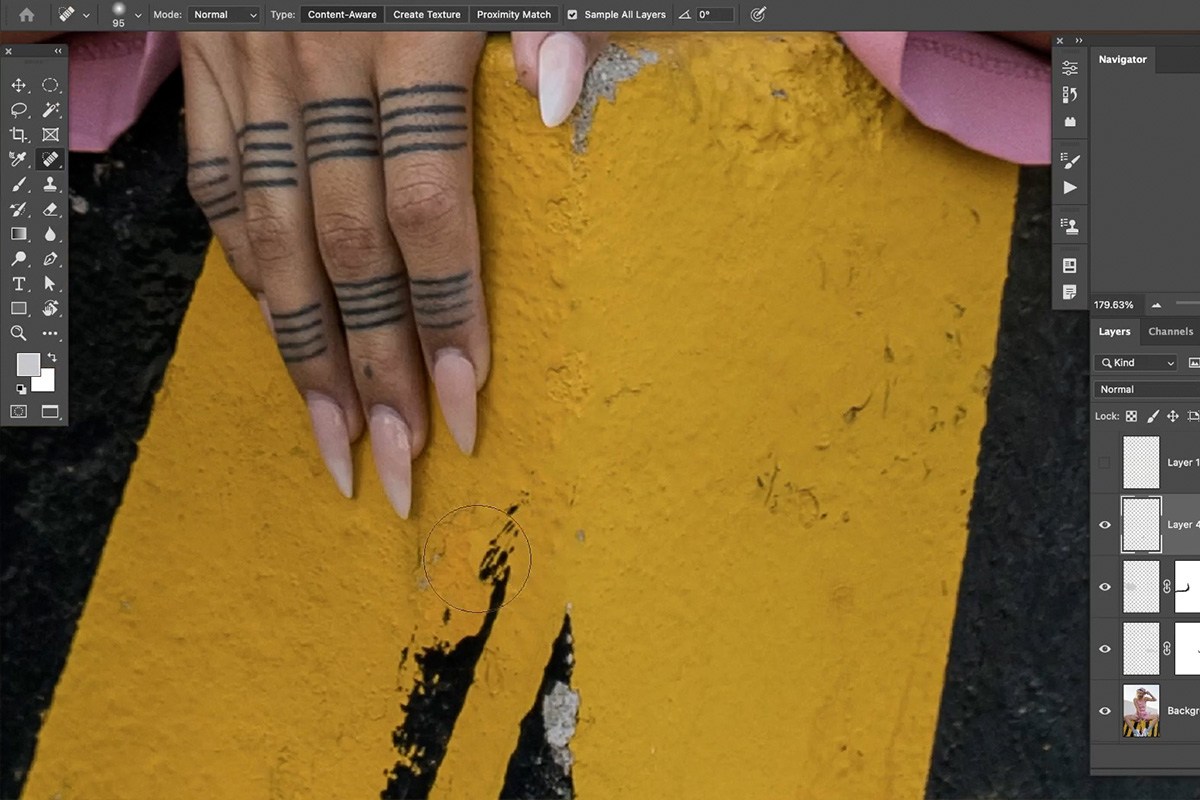 Clean Up Simple Backgrounds in Photoshop - PHLEARN