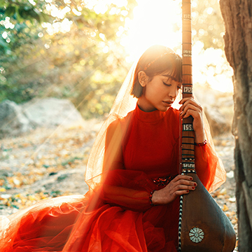 How to Create Realistic Light Rays in Photoshop - PHLEARN