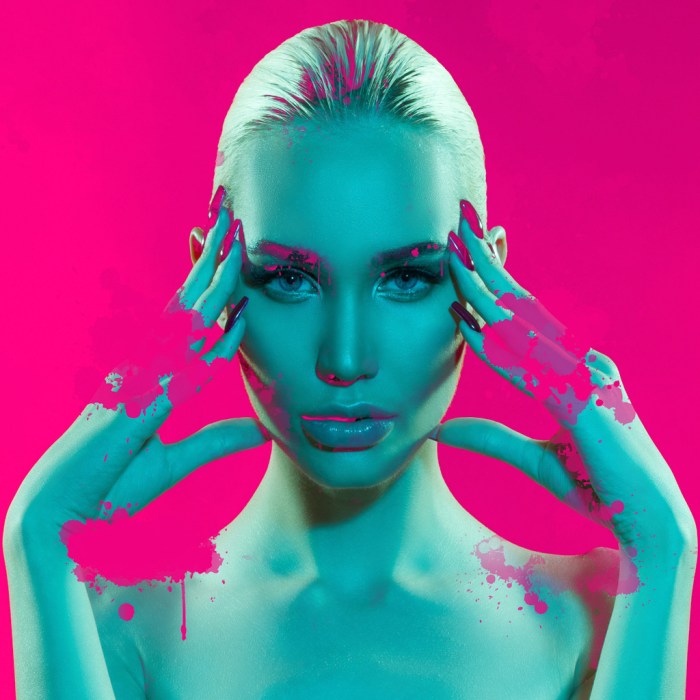 Colorful Portraits: How to Mix Graphics & Photos in Photoshop - PHLEARN