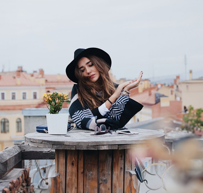 Expand Any Photo with AI Generative Expand in Photoshop - PHLEARN