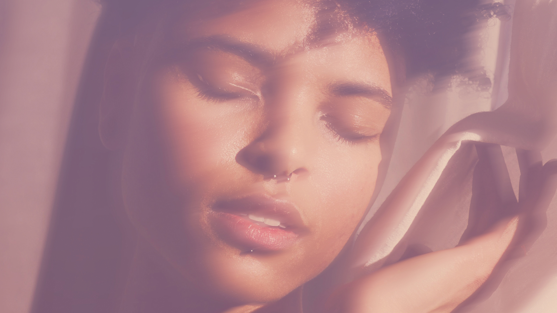 How to Create a Dream-Like Color Effect in Photoshop - PHLEARN