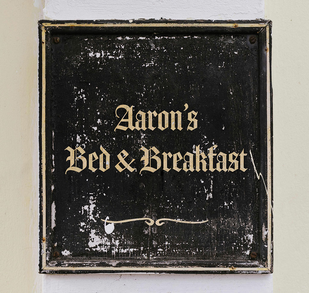 How to Match Fonts From Images in Photoshop - PHLEARN