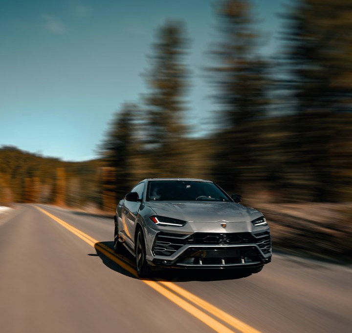 How to Create a Speed Effect in Photoshop - PHLEARN