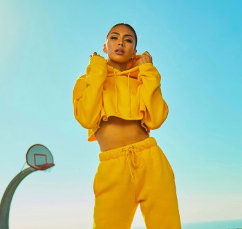 Using The Liquify Tool in Photoshop - Day 15 - PHLEARN